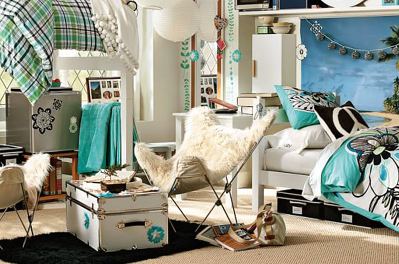 Ultimate Dorm Décor Packing List - Study Insights: SolutionInn